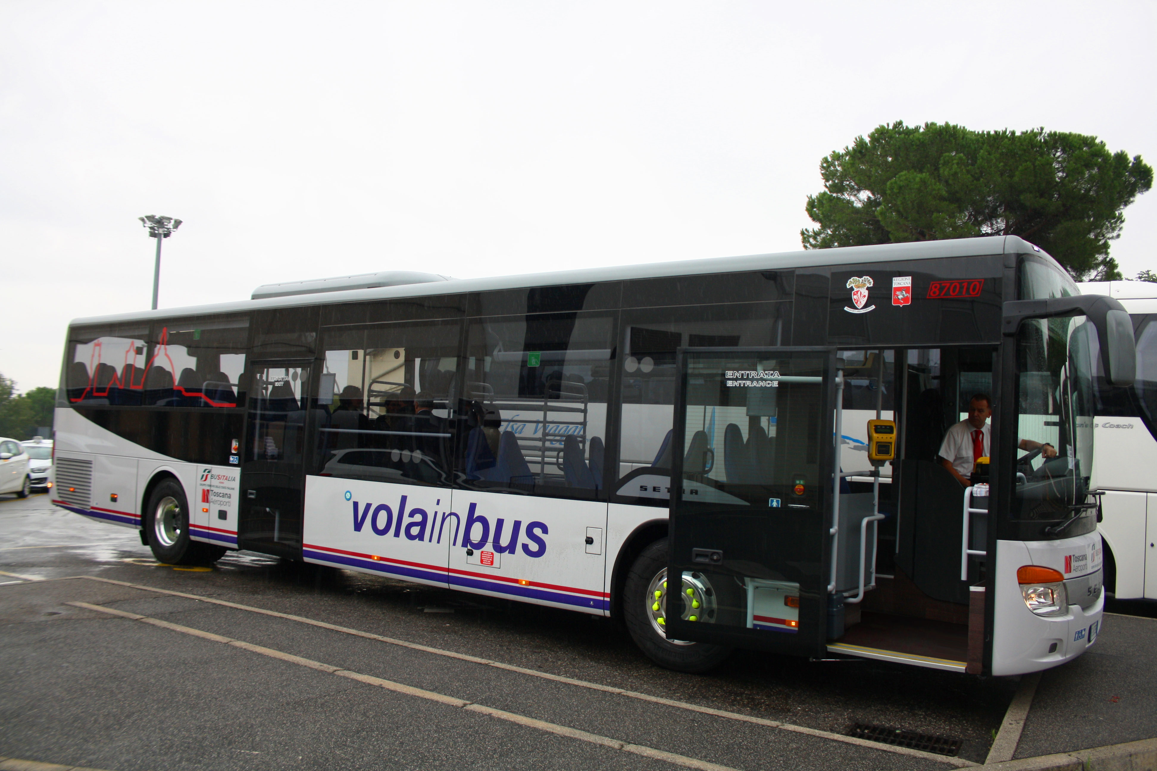 Firenze: Volainbus, nuovo autobus con monitor per l'aeroporto | Firenze ...
