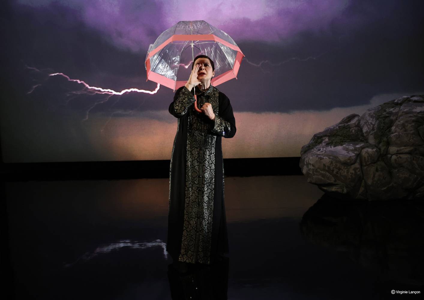 Firenze, Teatro della Pergola: Isabella Rossellini in "Darwin’s Smile ...