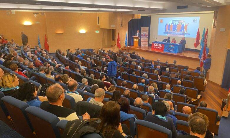 Sciopero Cgil-Uil | alta adesione in Toscana I sindacati | Servono ... Sciopero Cgil-Uil | alta adesione in Toscana I sindacati | Servono ...