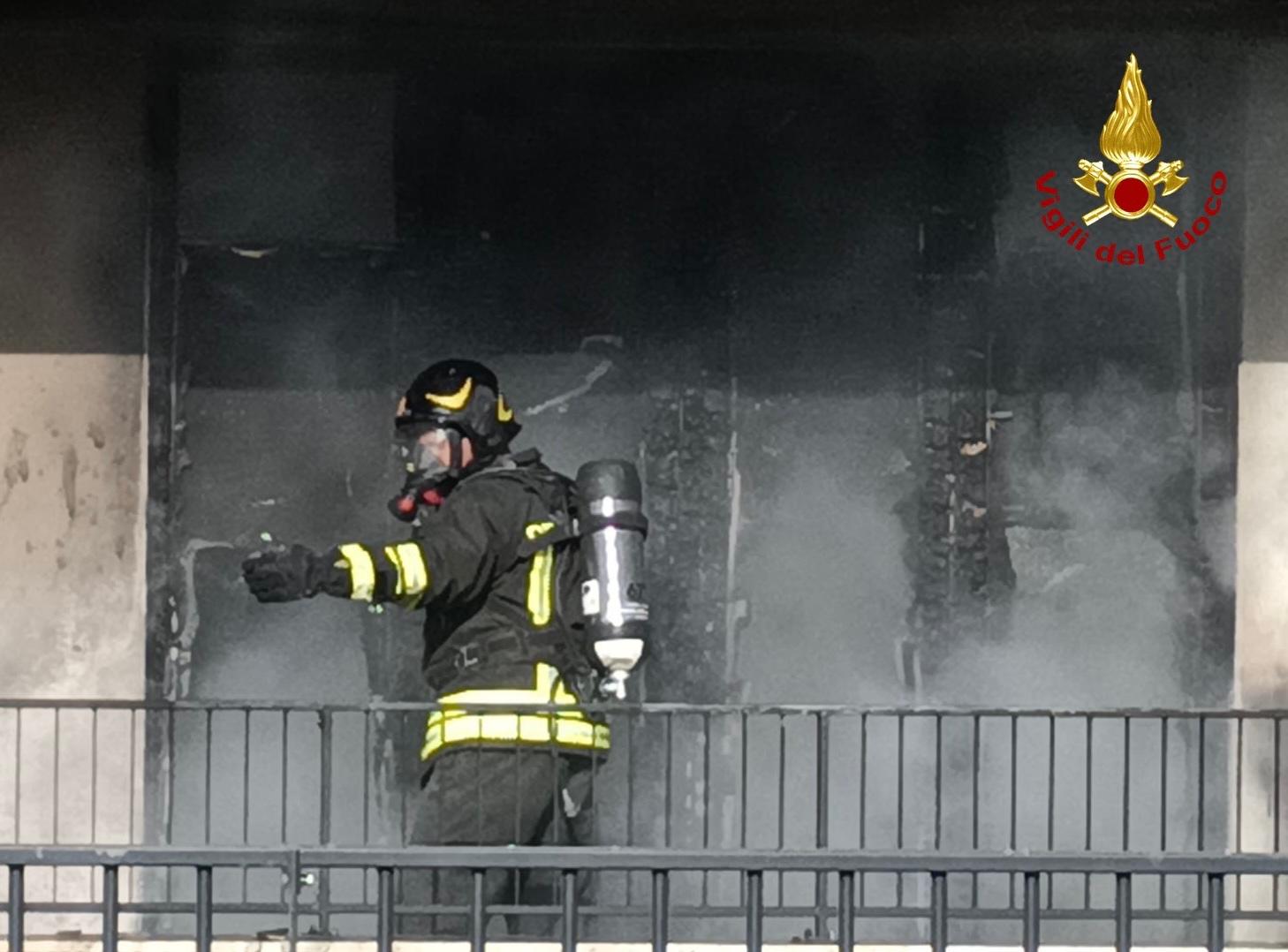 Grosseto | incendio sulla terrazza di un appartamento Paura per le ... Grosseto | incendio sulla terrazza di un appartamento Paura per le ...